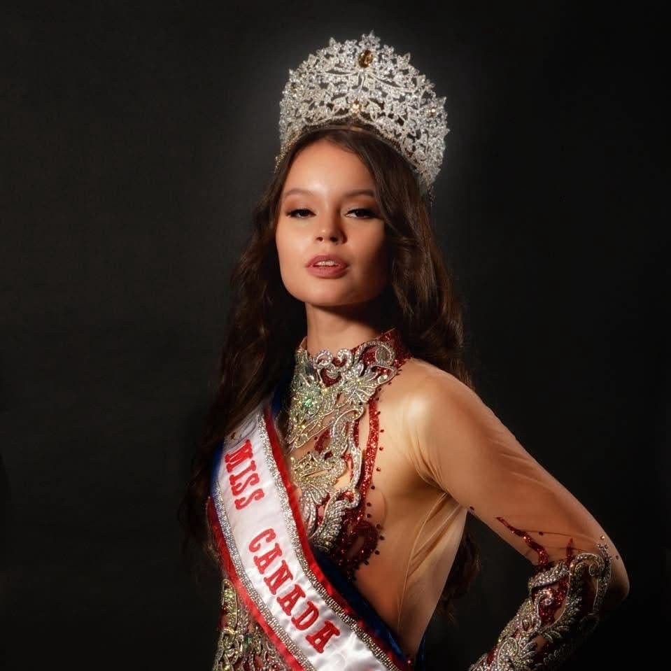 Miss Canada Globe Hall of Fame - misscanada.tv